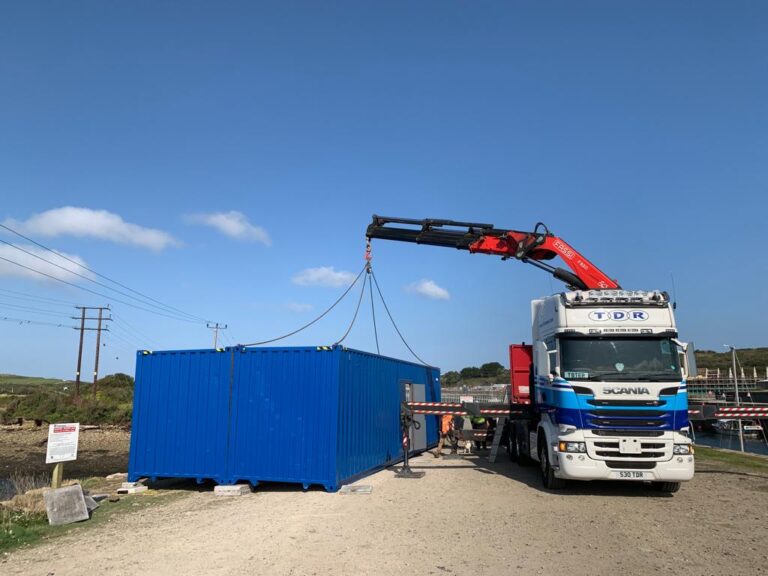 Hiabs / Lorry Loaders - TDR Transport Ltd