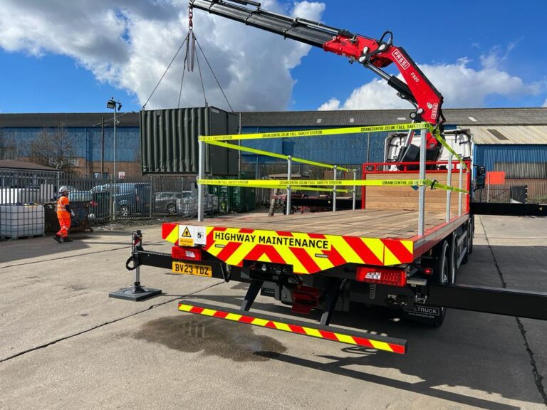 Hiabs / Lorry Loaders - TDR Transport Ltd